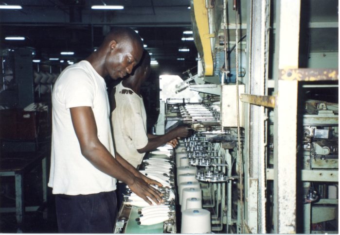 Kaduna ～ Zaria Road ： UAC Rest House